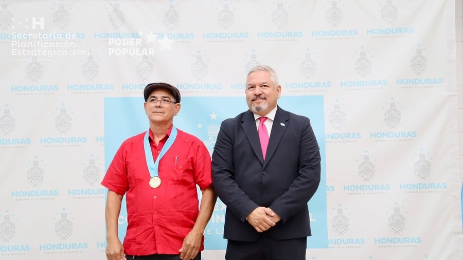 SPE - Gobierno de Honduras otorga premio Rafael Heliodoro Valle a ...